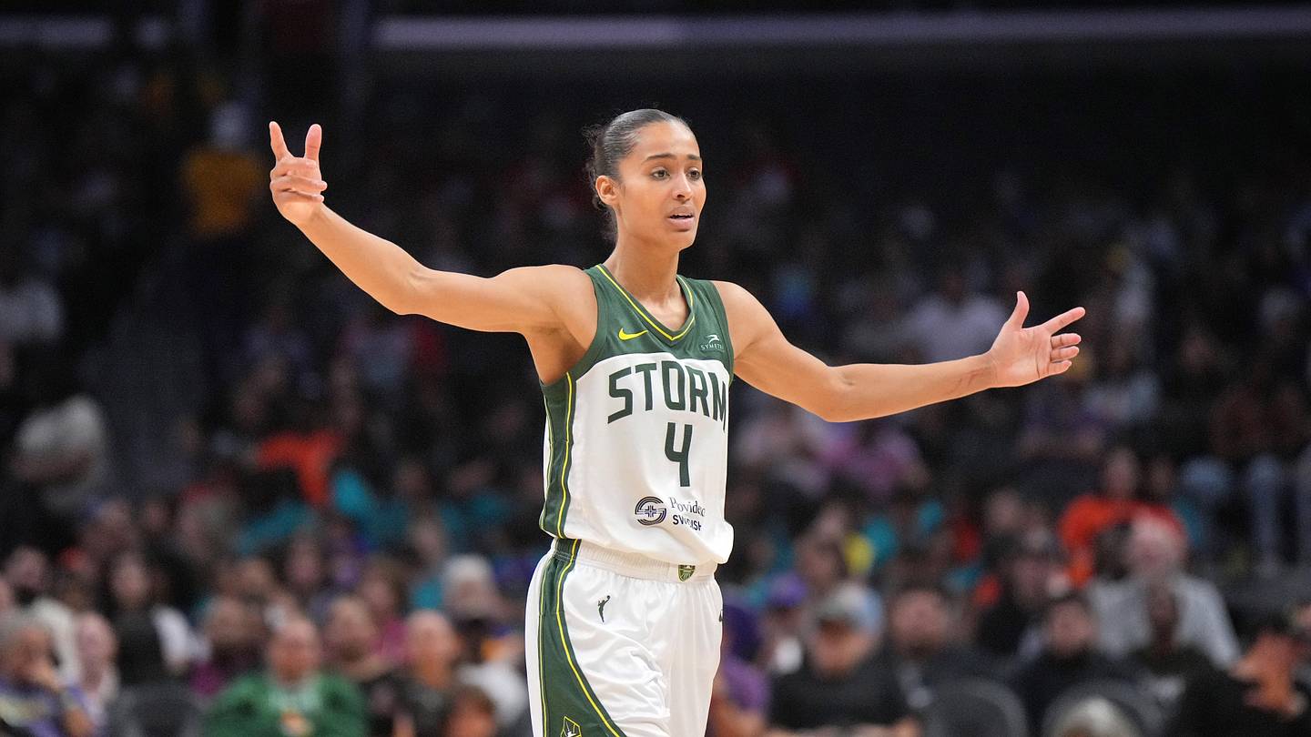 Skylar Diggins-Smith Blasts Team in Expletive-Laced Tirade After Storm Loss