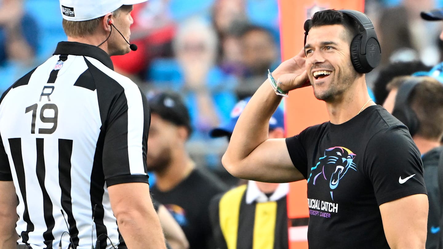 Who are the announcers for Cardinals vs. Carolina Panthers today?