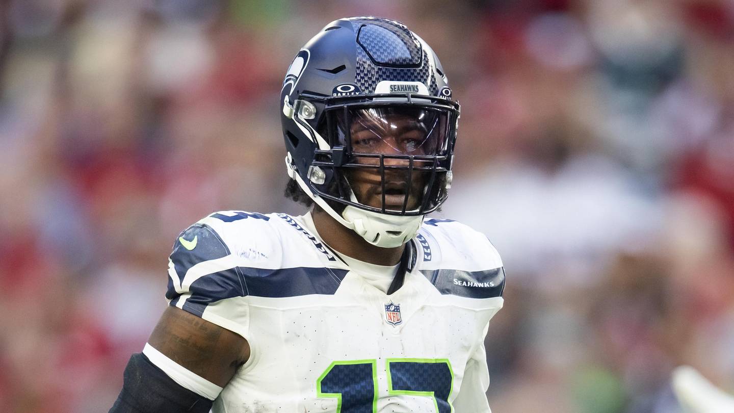 Will Seahawks franchise tag star linebacker?