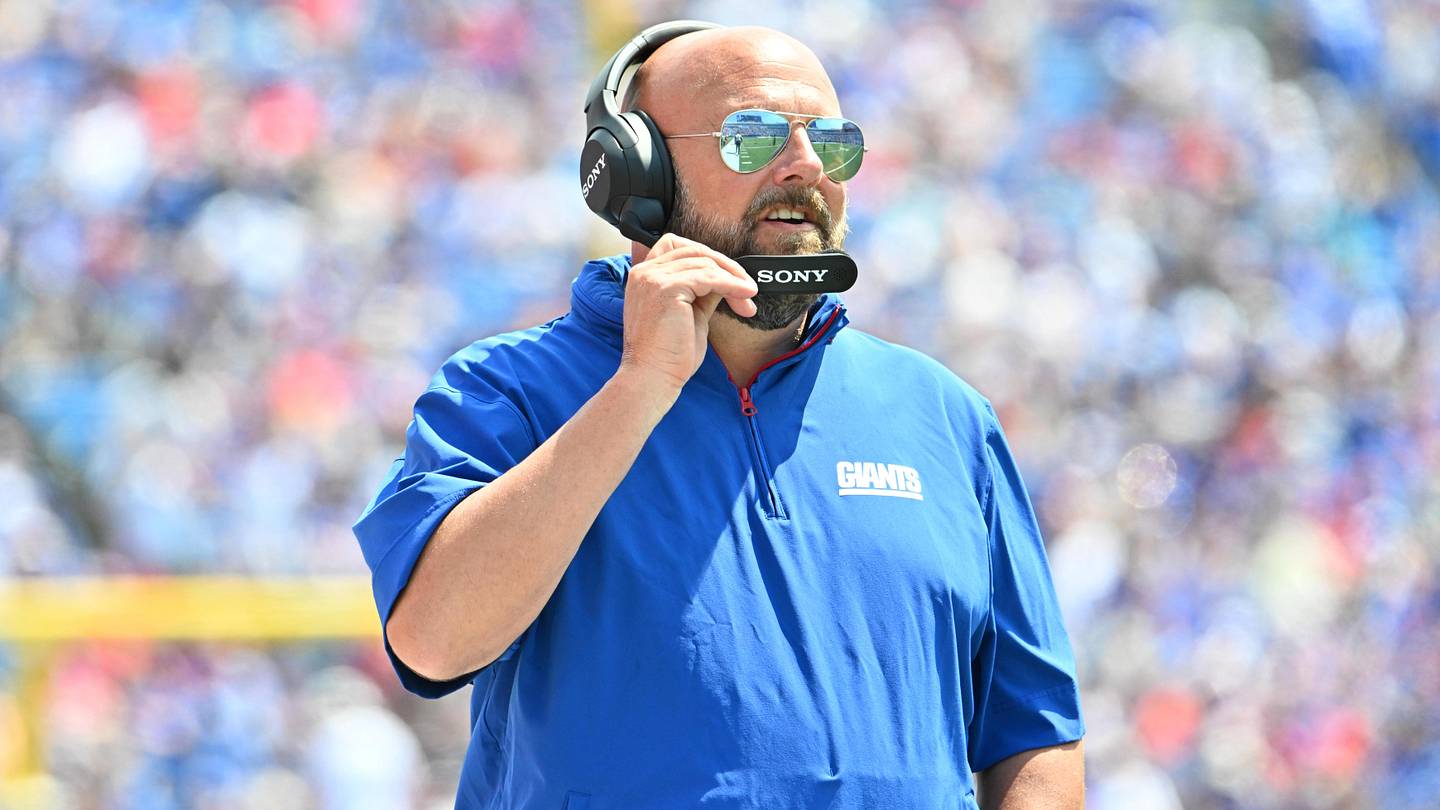 One half was all it took for Malik Nabers to clash with Brian Daboll