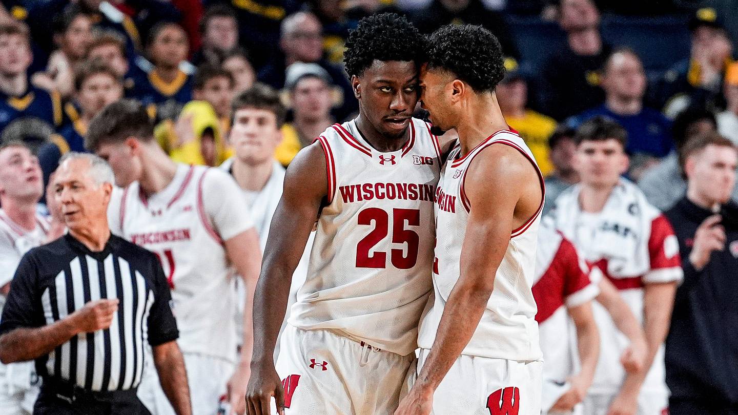 Wisconsin star in the race for the Big Ten scoring title with 9 games to go