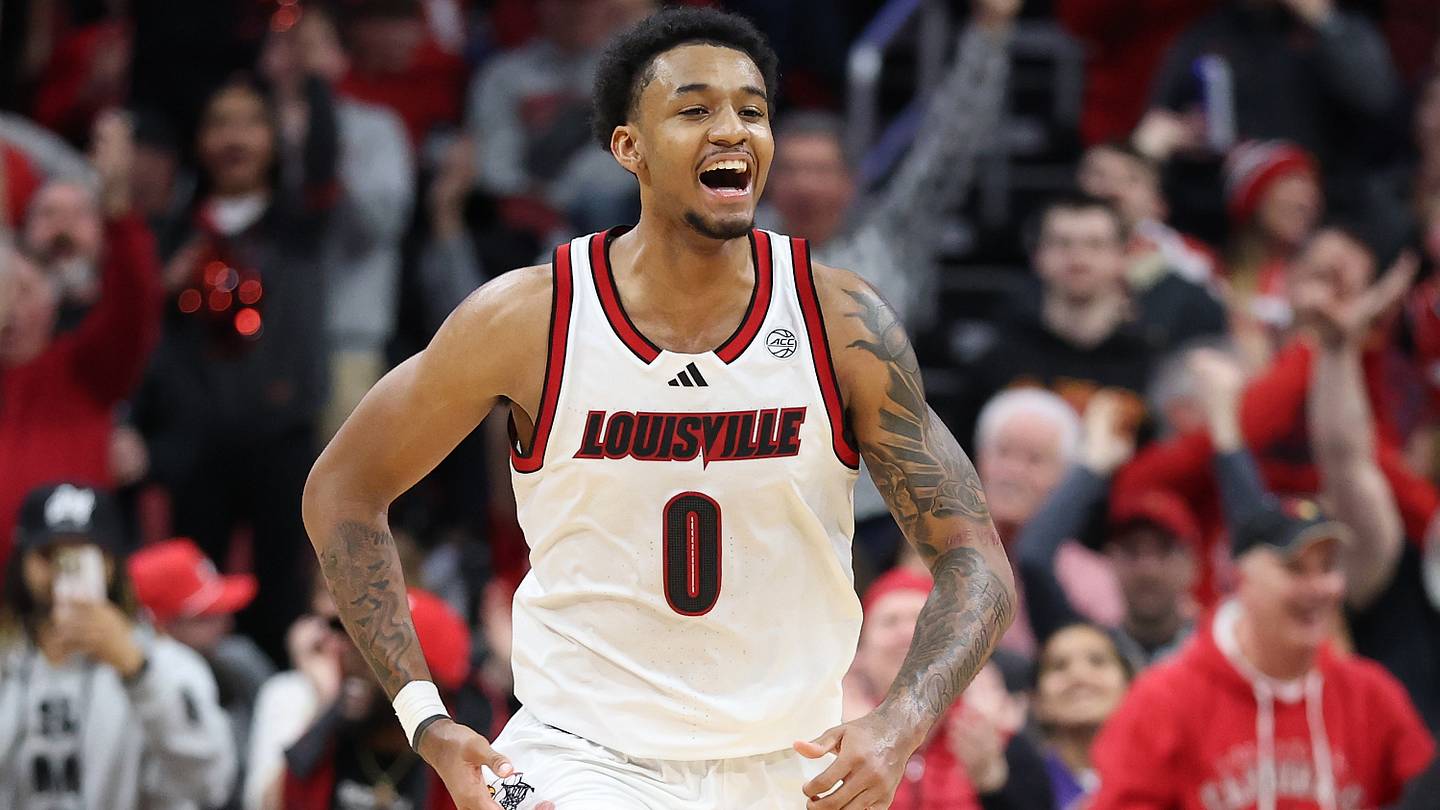Former Louisville basketball star commits to rising SEC program over ...