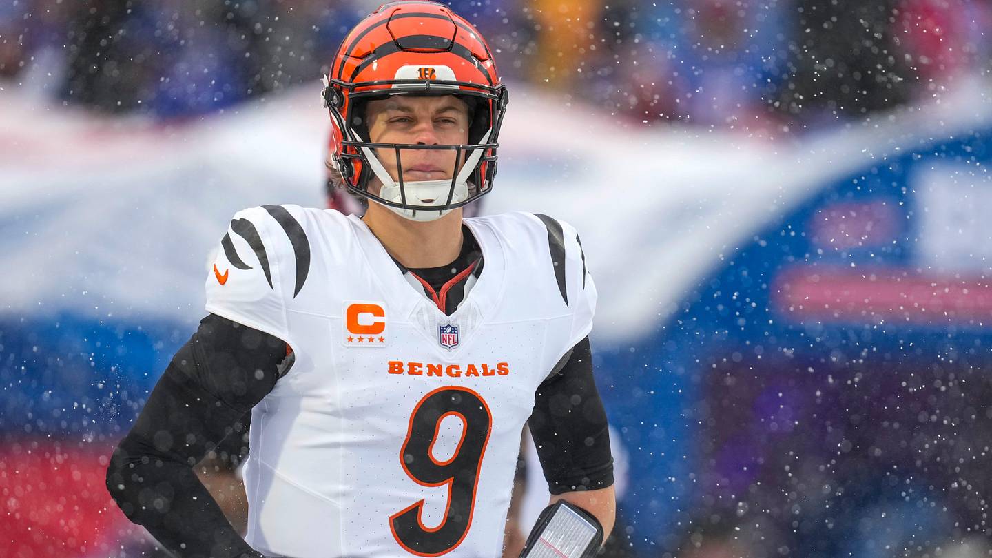 Joe Burrow Receives High Praise After Week 14 Shootout vs Buffalo Bills