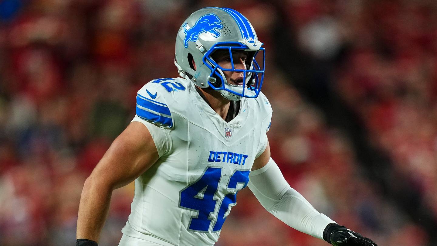 Lions Quickly Bring Back Vet LB In Just Over 24 Hours to Begin Bye