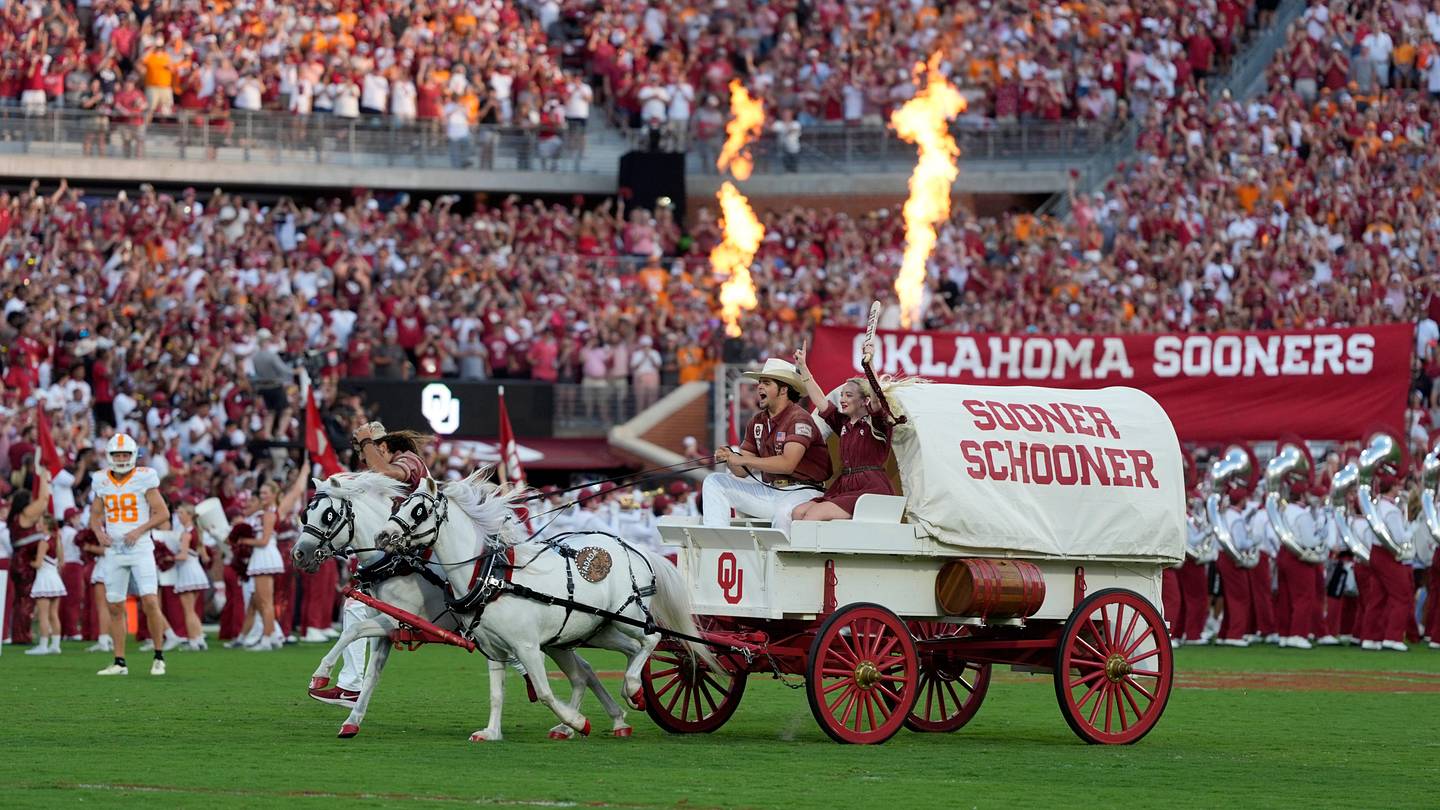 ESPN names Sooner Schooner among top college mascots