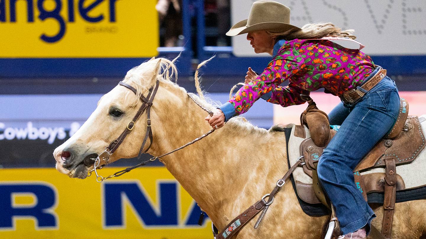 Which Barrel Racer Could Have 'David vs. Goliath' Performance at NFR?