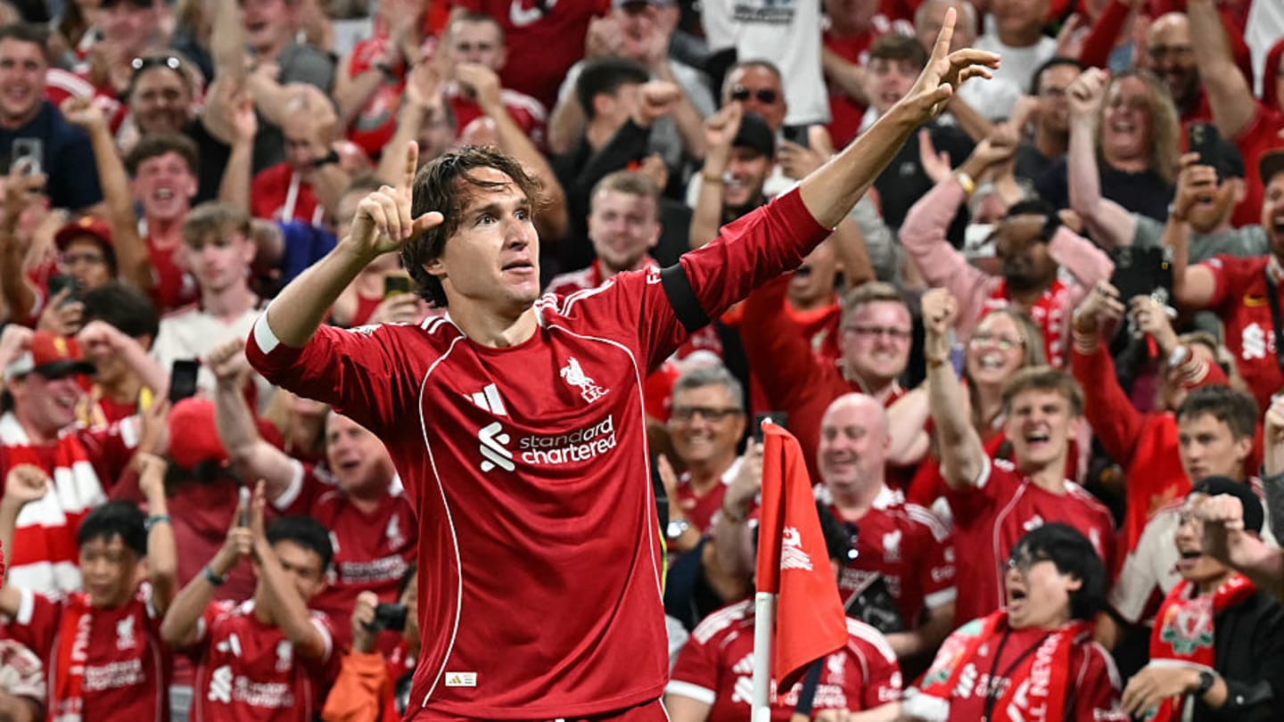 Liverpool 4–2 Bournemouth: Chiesa and Salah Score Late on Epic Opening ...