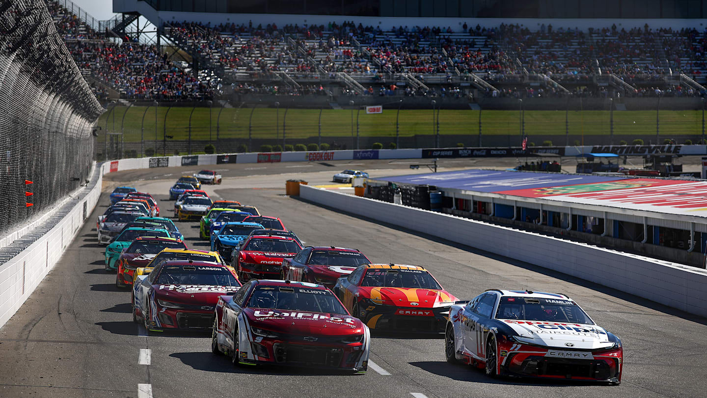 NASCAR Cup Series at Martinsville: Qualifying updates, full starting lineup