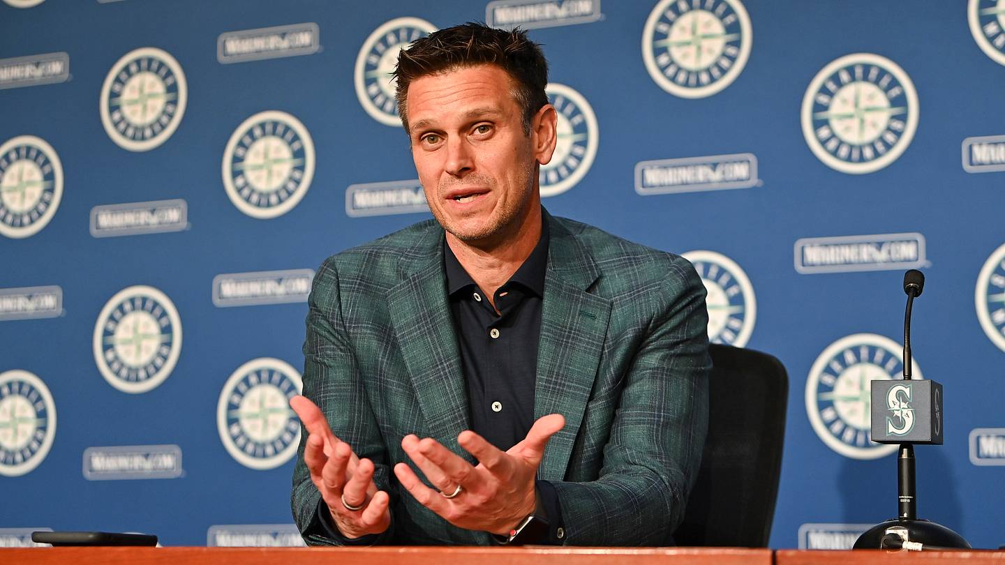 Jerry Dipoto is suddenly preaching what Mariners fans don't want to hear