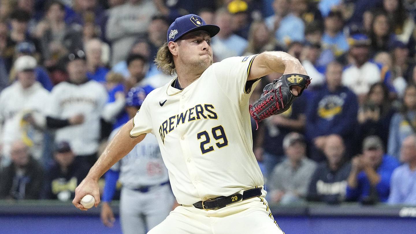 2026 Fantasy Baseball NL Central Bullpen Report: Closers & Handcuffs