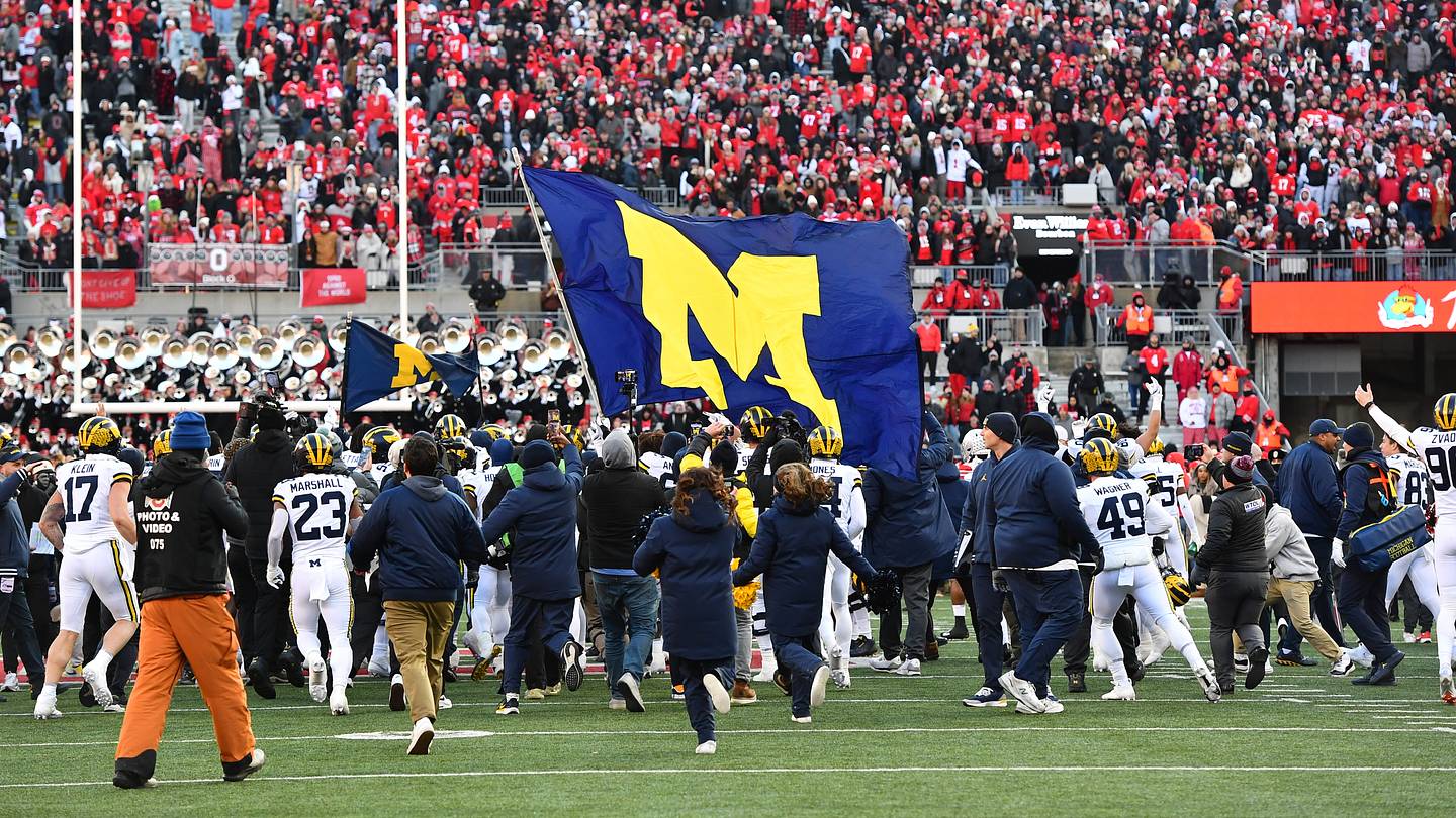 A felony? Ohio State proves they're Charmin soft for trying to ban flag ...