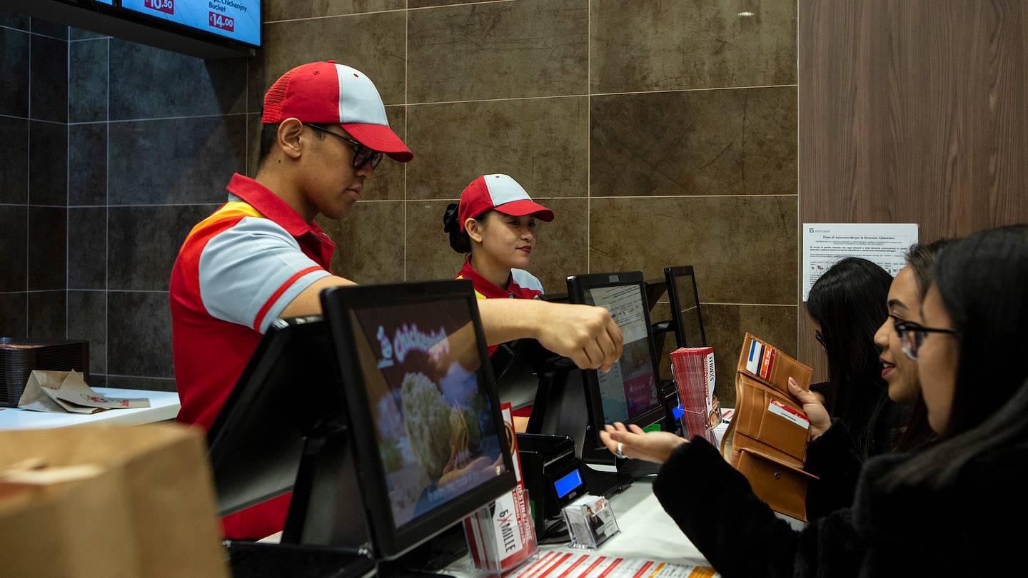 The Real Reason Fast Food Workers Always Wear Hats