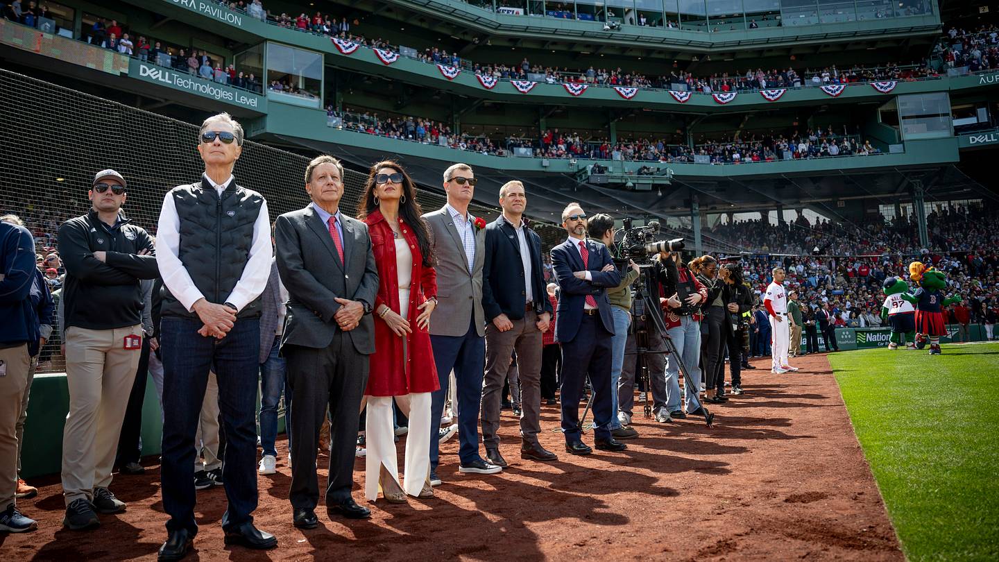 Red Sox analyst puts pressure on front office to have big offseason