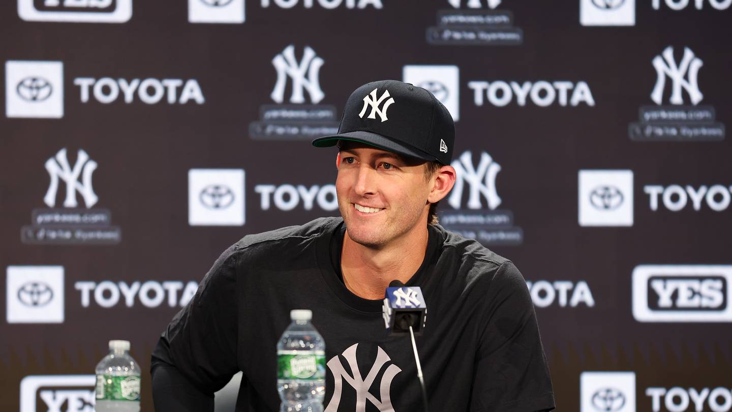 Ryan McMahon validates Yankees trade with immediate impact vs. Phillies