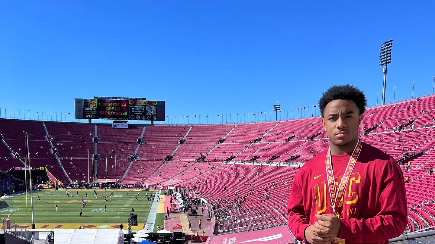 USC Trojans Predicted To Land 4-Star Recruit Shahn Alston Over Penn ...