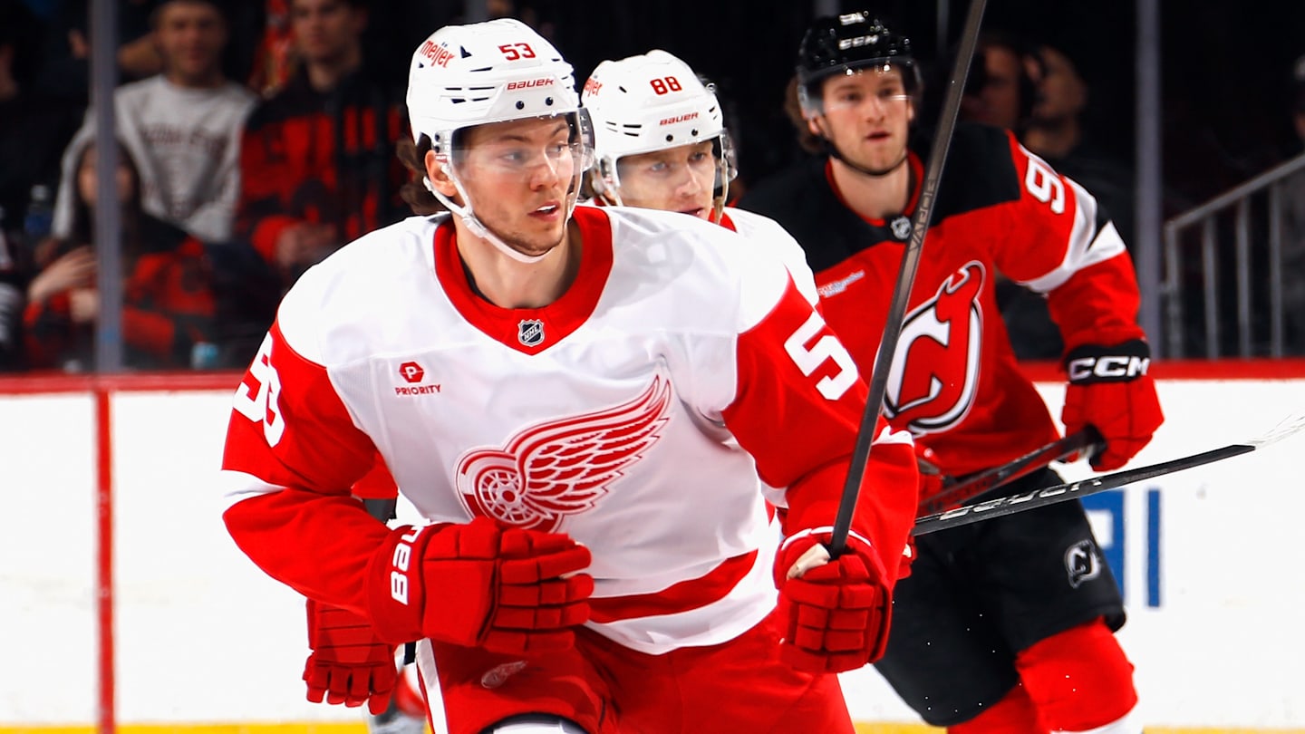 Moritz Seider’s brutally honest take proves he’s not satisfied with ...