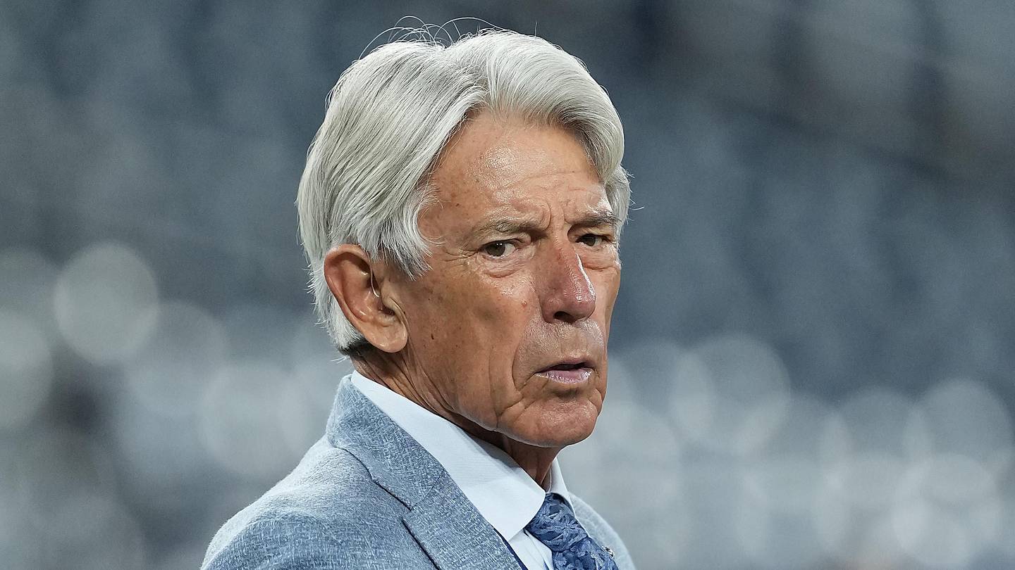 Blue Jays Legendary Broadcaster Buck Martinez Announces Retirement