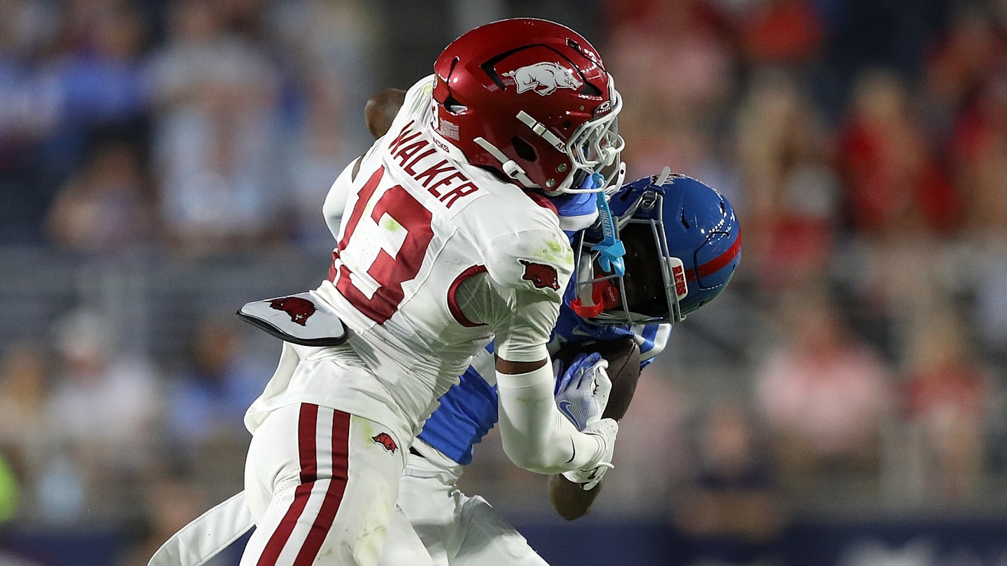 Thumbs-up from Kani Walker after scary fourth-quarter injury