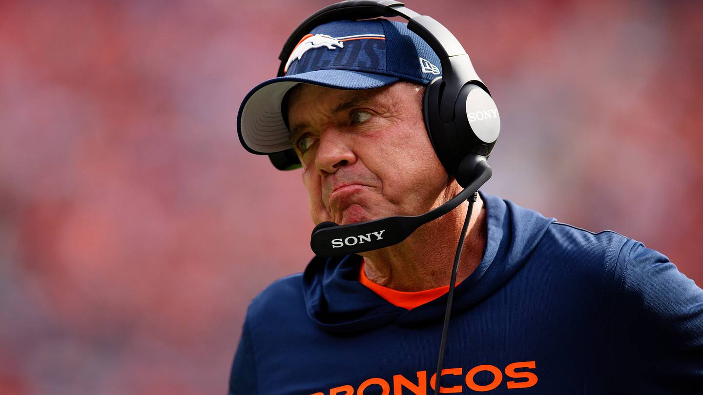 Former NFL QB says what every Broncos' fan is thinking about the offense