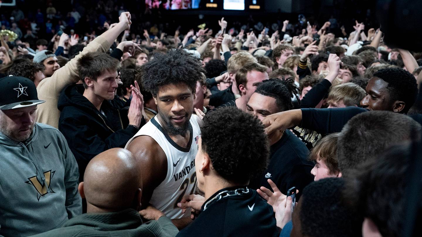 Will SEC’s fine increase for field storming actually stop fans?