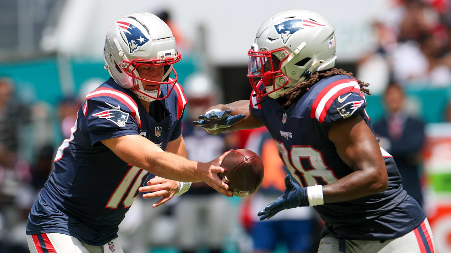 Drake Maye Praises Patriots RB's Resiliency