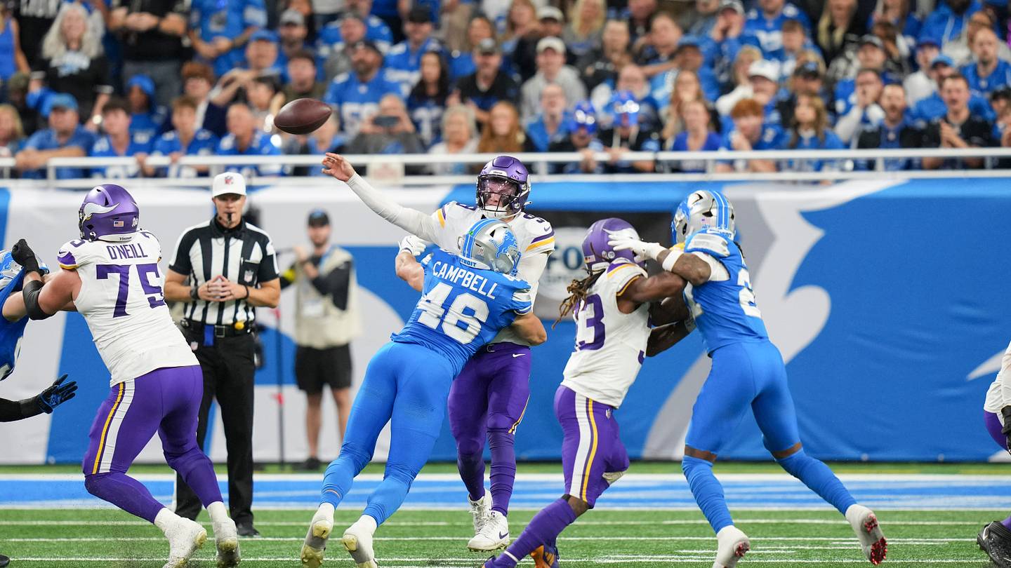Former NFL quarterback makes exciting admission about Jack Campbell's game