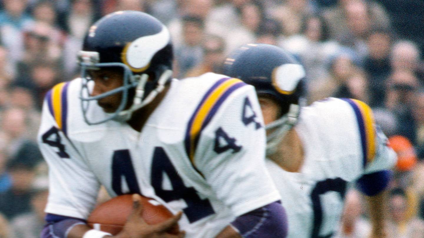 2 Vikings legends snubbed by the Pro Football Hall of Fame yet again