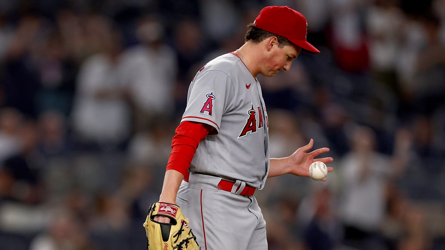 Angels max out 40-man roster with wave of offseason housekeeping