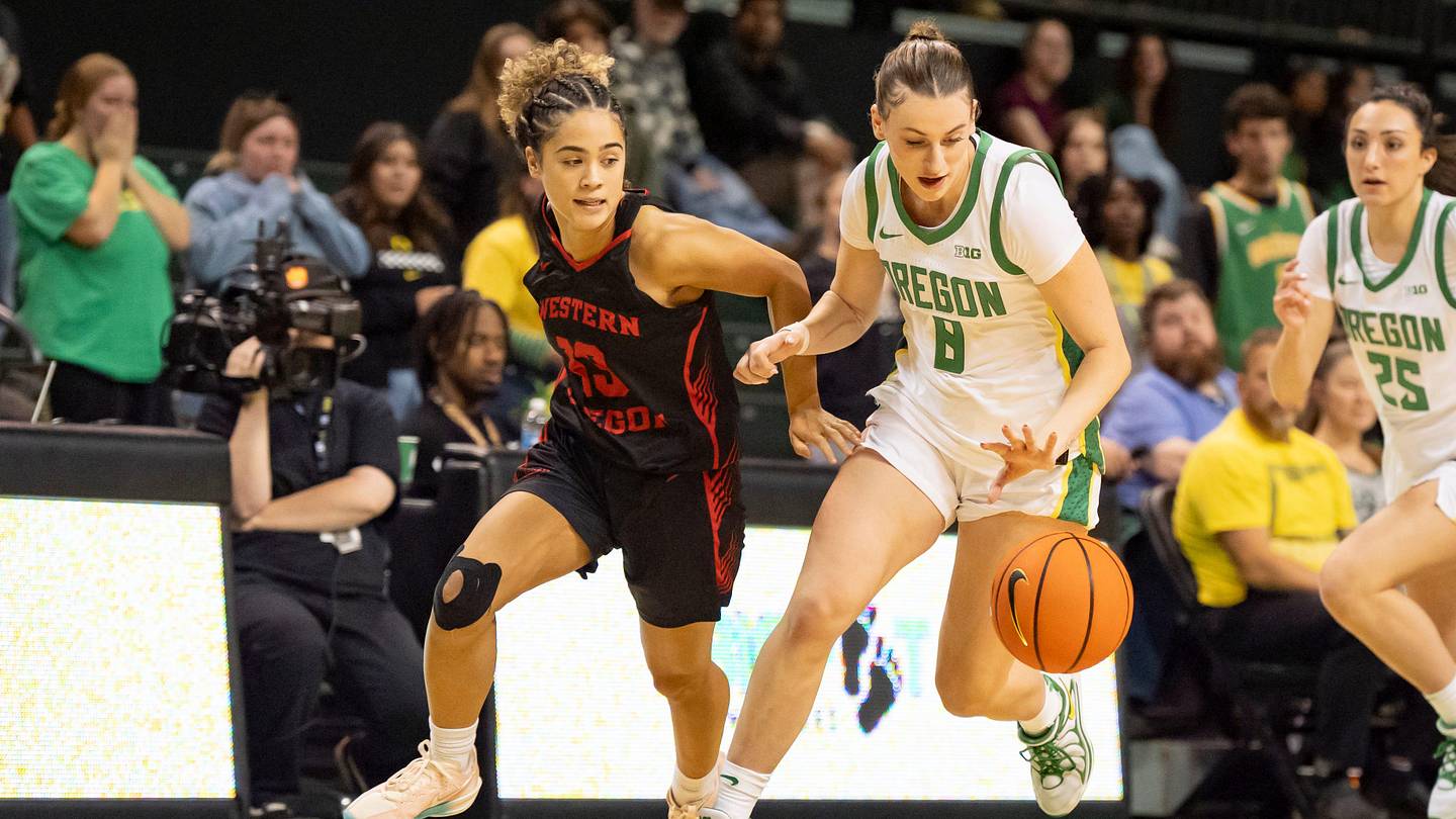 Oregon women demolish Western Oregon in basketball exhibition