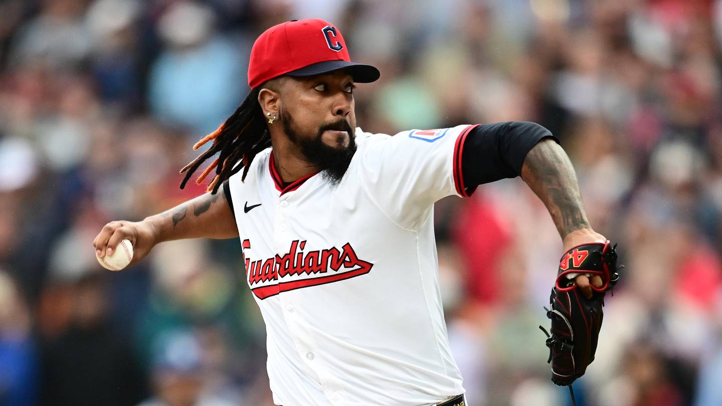 Emmanuel Clase bombshell throws wrench into Phillies' trade deadline ...