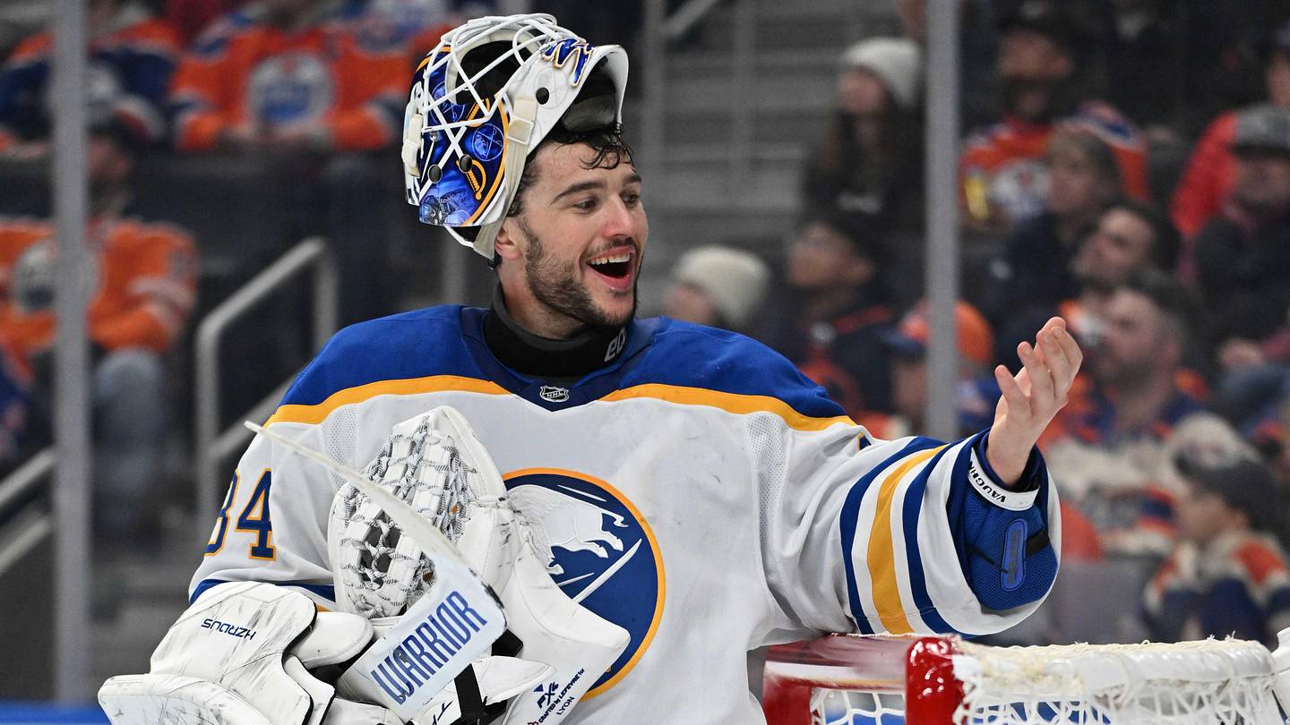 Insider believes Oilers looked into this Sabres netminder before ...