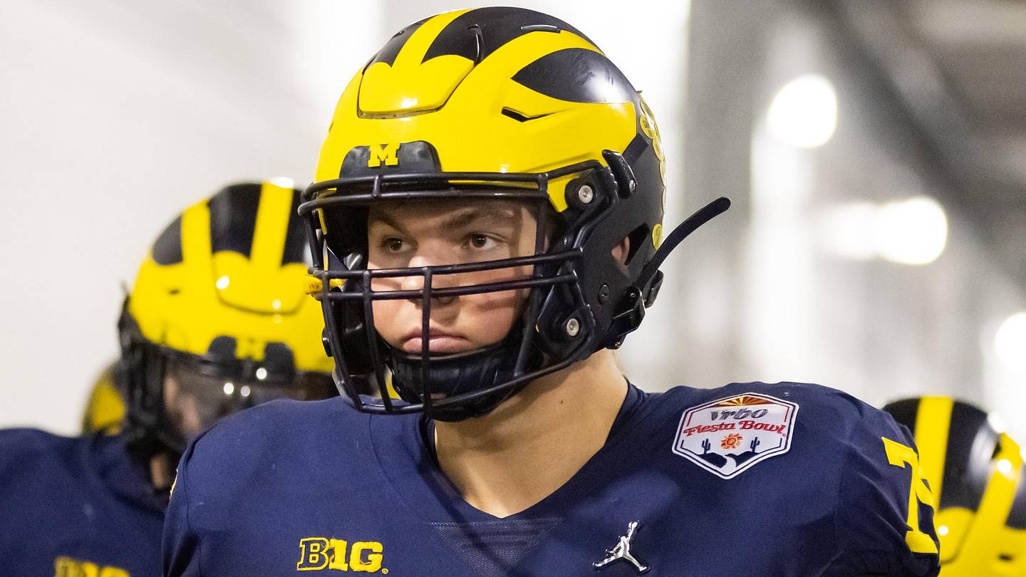 Indiana Reportedly to contact Michigan Offensive Lineman Transfer ...