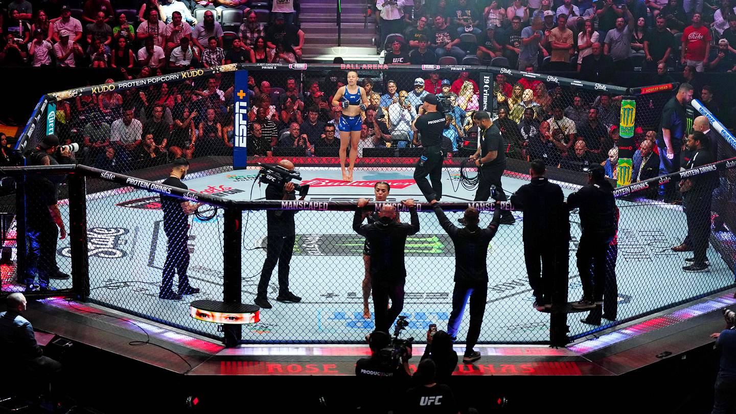 UFC reportedly adds savage finisher matchup to Montreal PPV