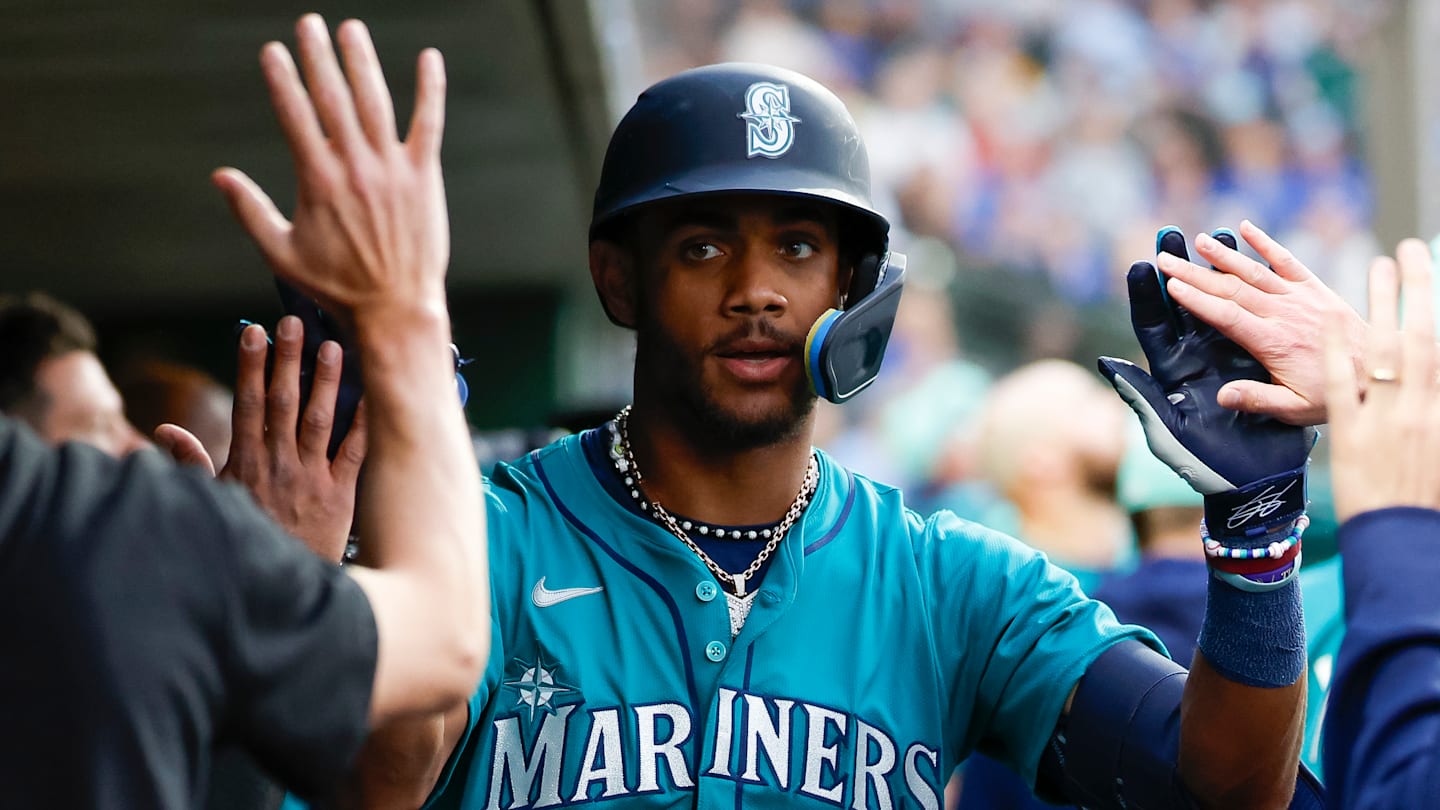 Mariners' new Nintendo sponsorship powers up fans' hopes for the future