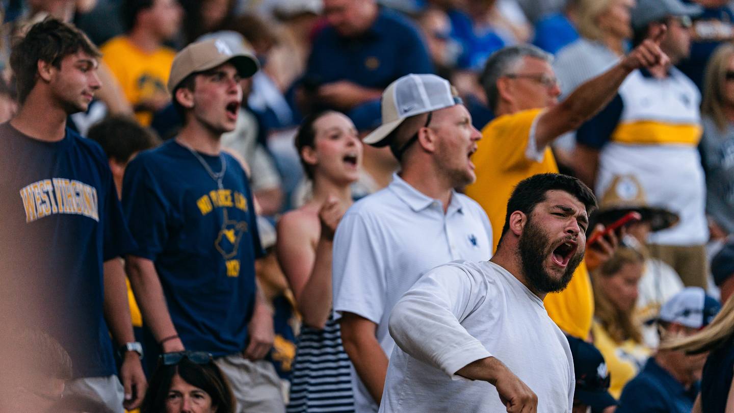 Sabins: WVU 'Cemented' Best Atmosphere in College Baseball