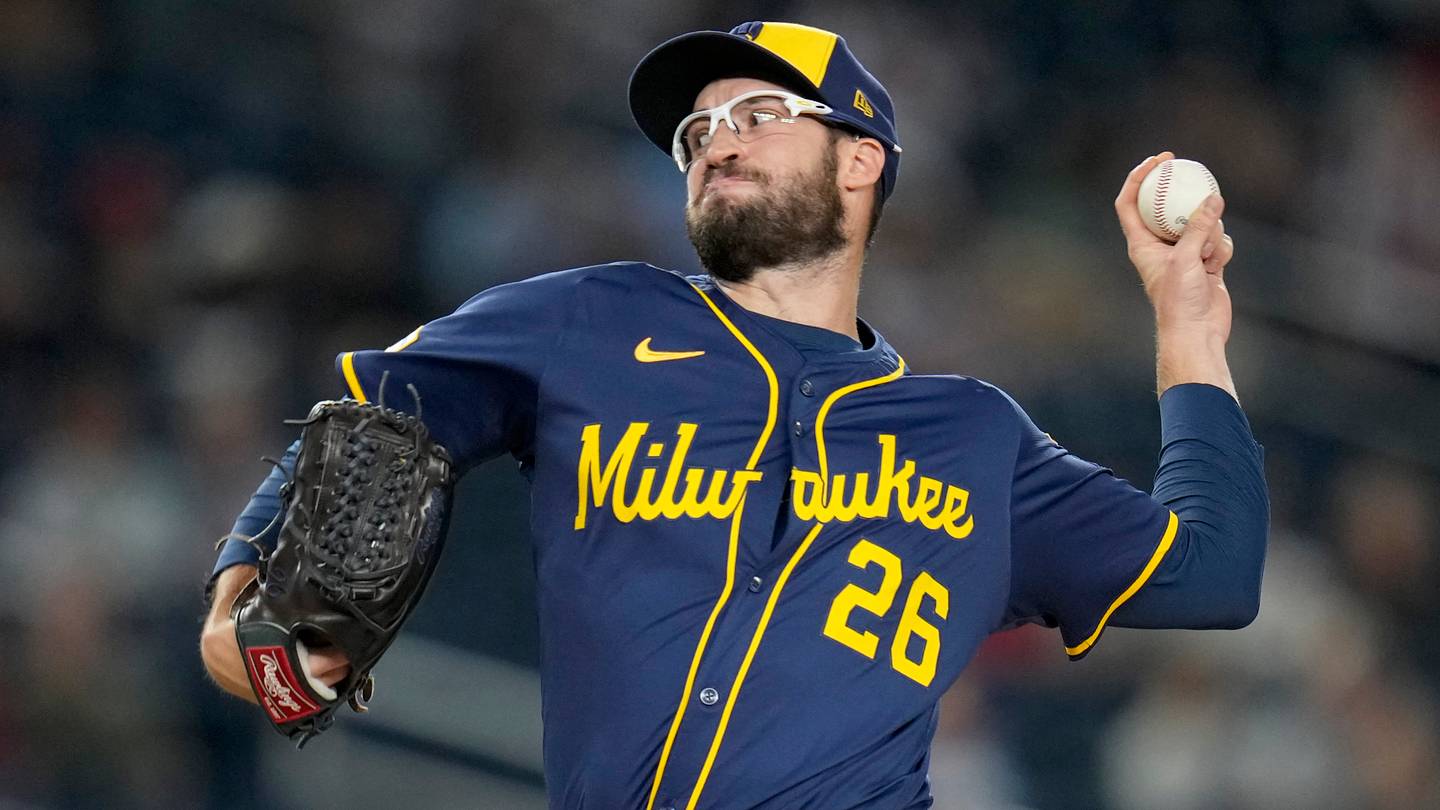 Aaron Ashby's 2025 performance out of the bullpen looks eerily familiar