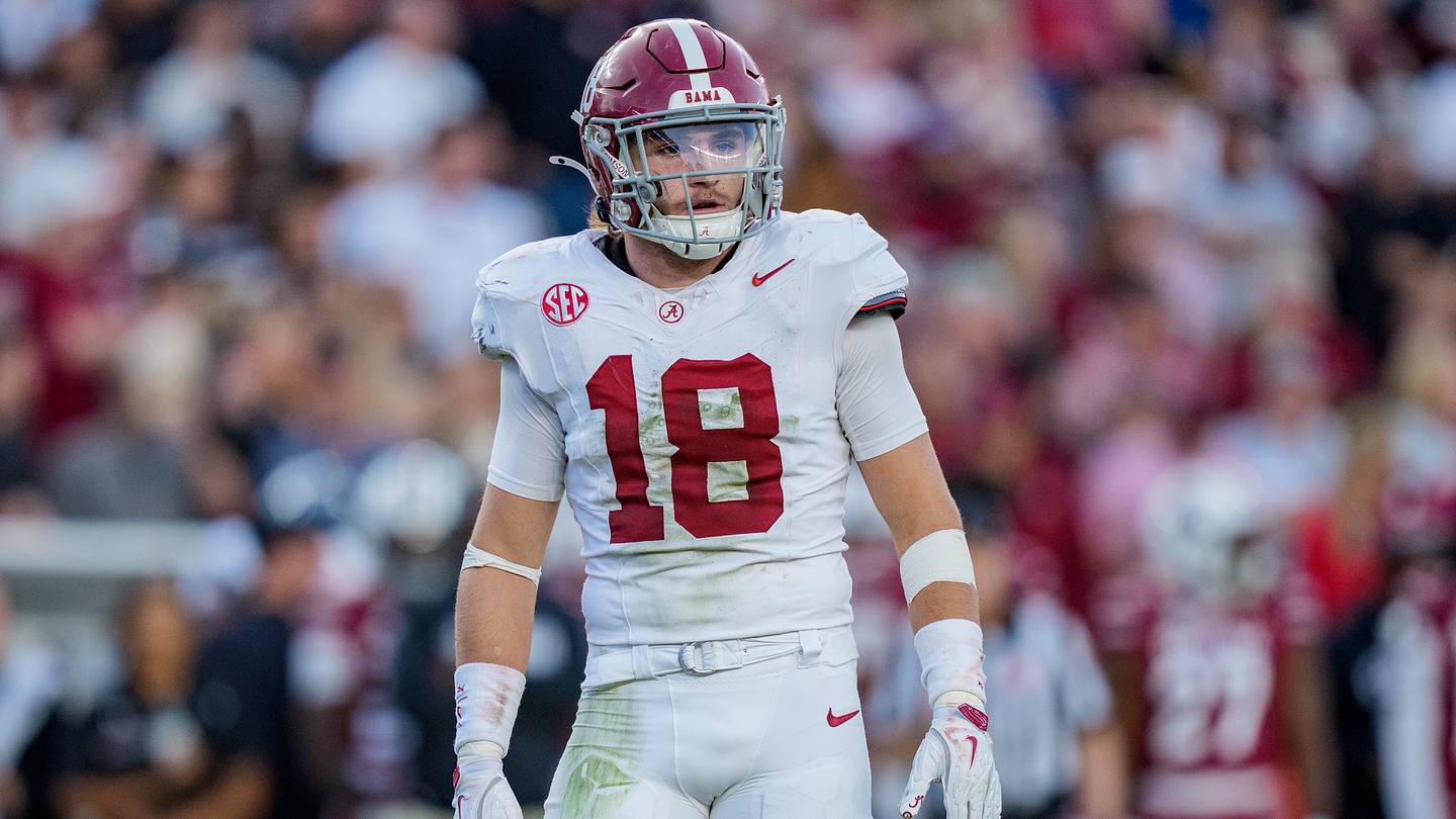 Potential 2026 captain, preseason All-American to bypass NFL Draft ...