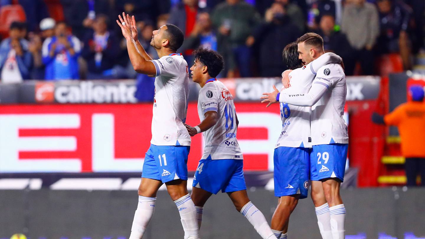 La posible alineación titular de Cruz Azul vs Pachuca en la Jornada 6 ...