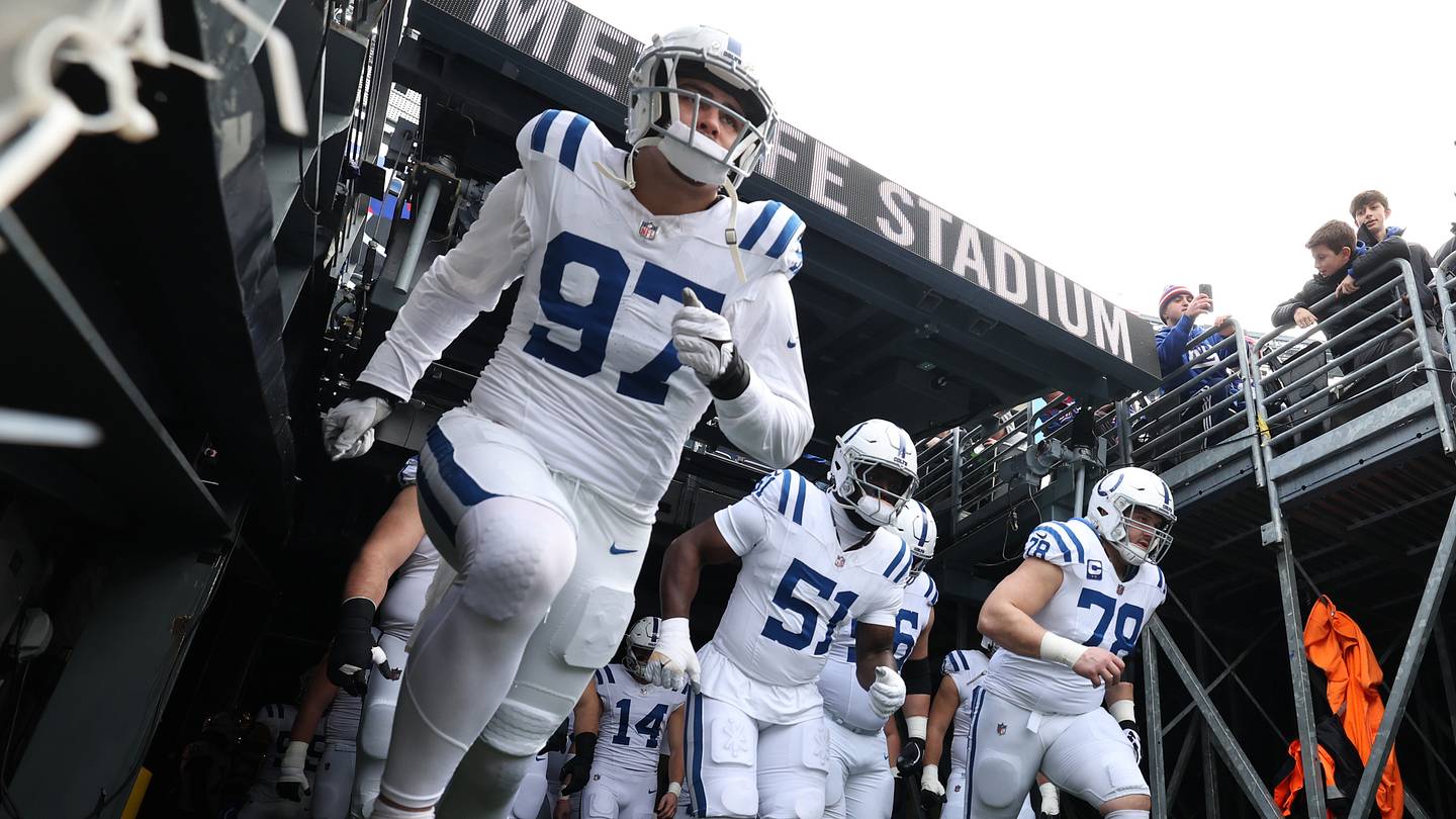 Pat McAfee unloads on the entire Colts organization, takes no prisoners