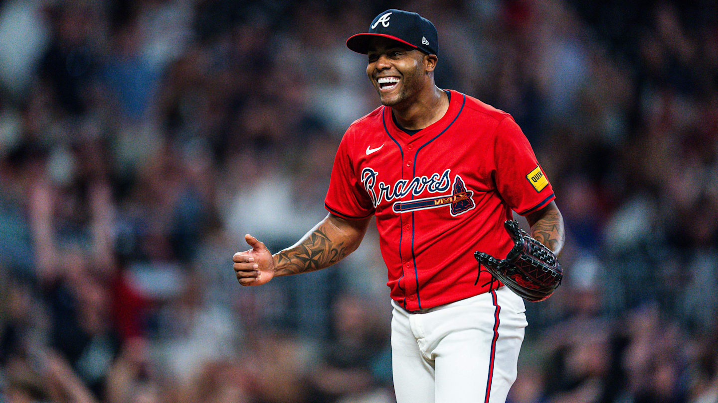 Raisel Iglesias leads the way for Braves late-season resurrection