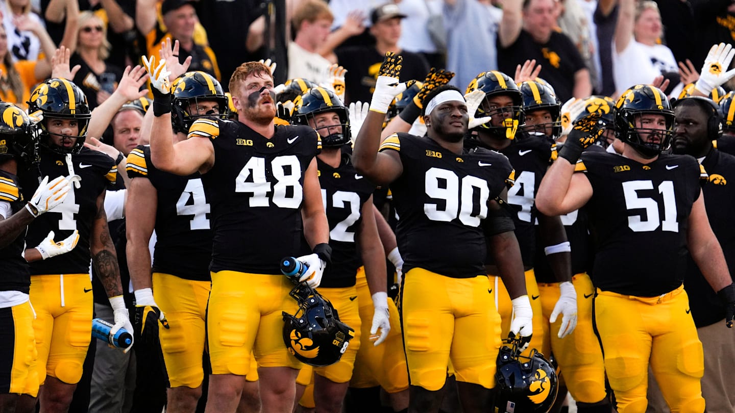 Iowa Hawkeyes vs. No. 16 Iowa State Cyclones final odds and predictions