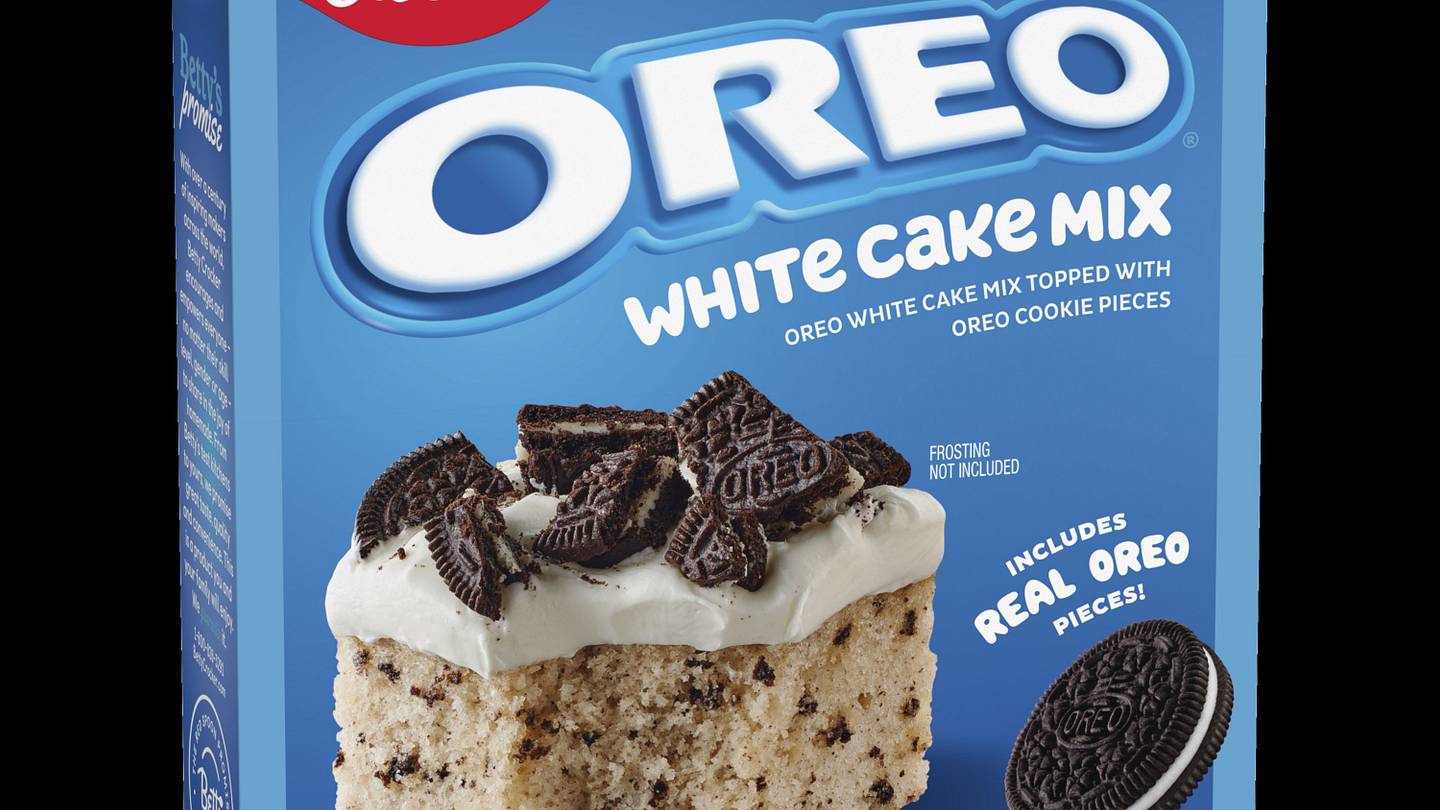 Does the OREO x Betty Crocker line taste as good as it looks?