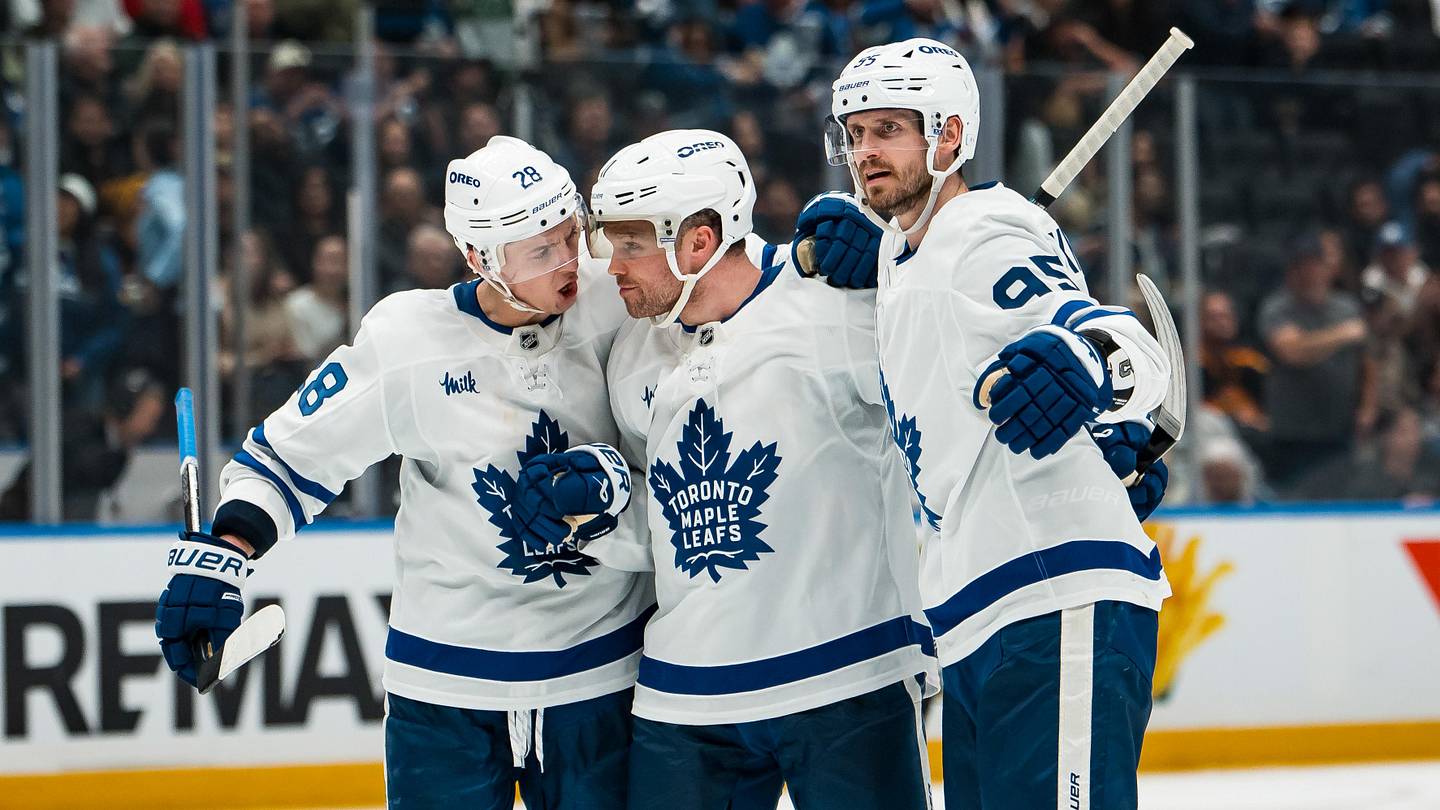 Maple Leafs may lose 2 free agents, but letting one walk would be a mistake