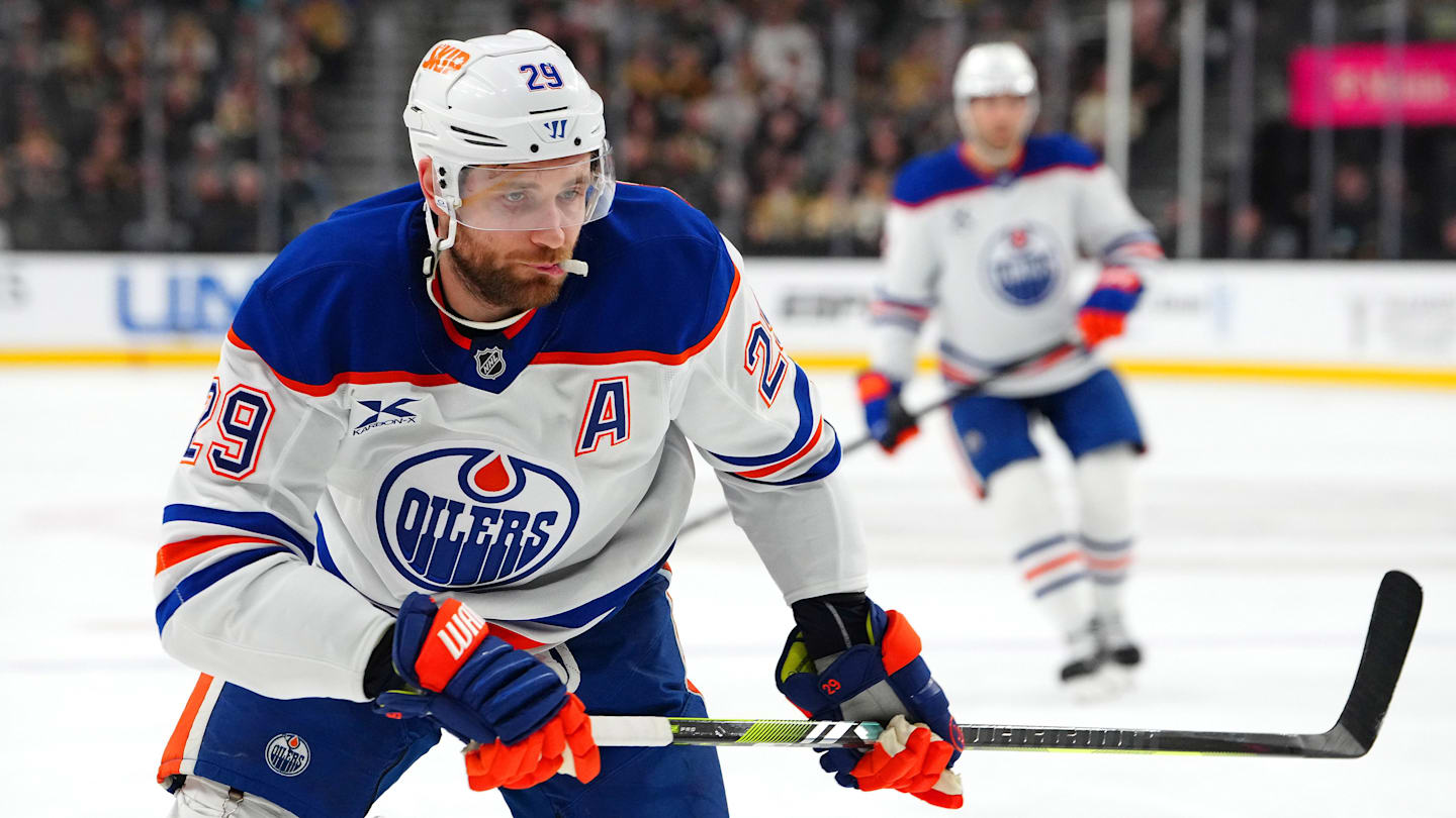 Oilers Center Named First Star of Week