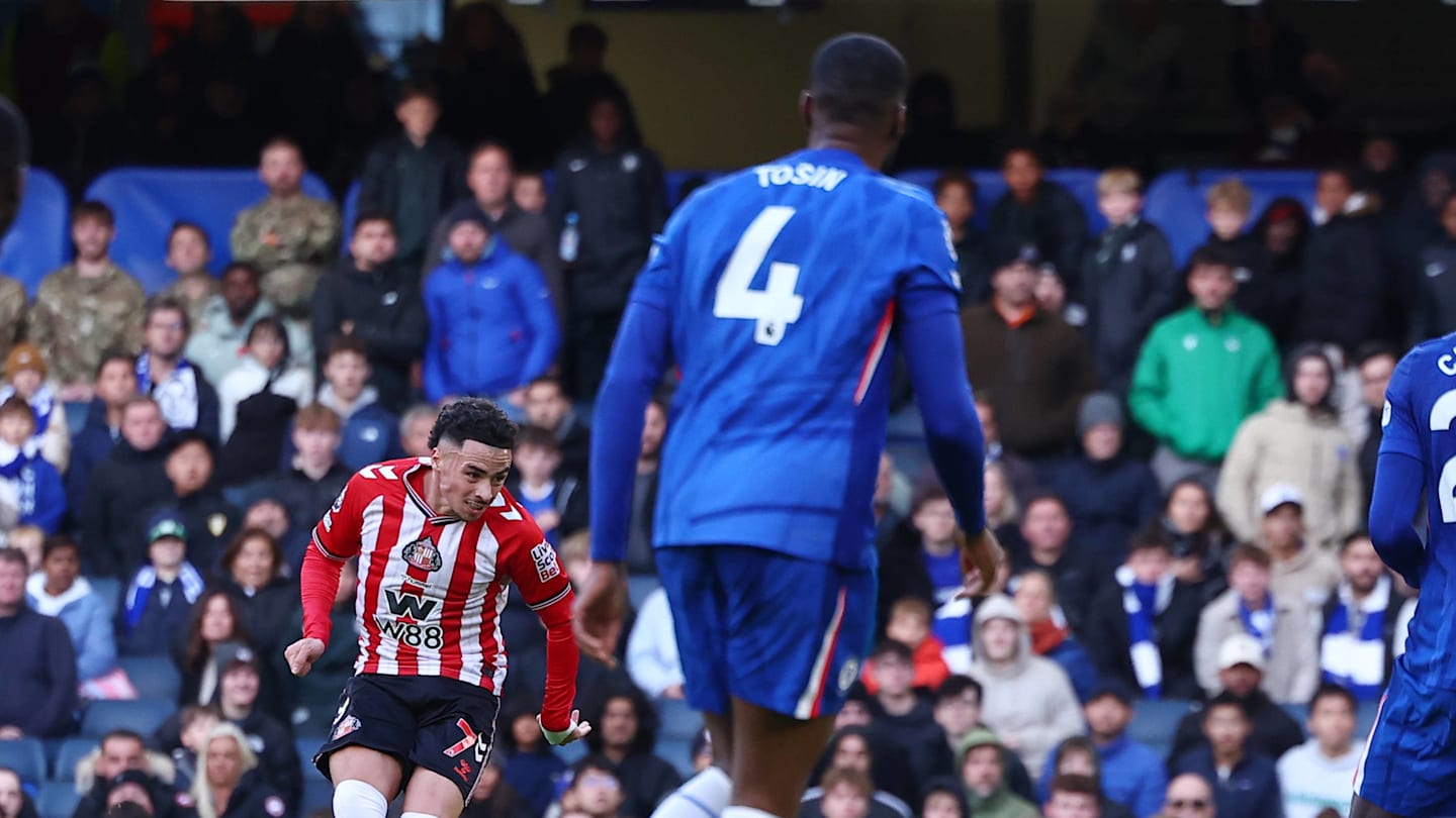 Sunderland's Winning Goal vs. Chelsea Was Invalid, Claims Ex-FIFA Referee