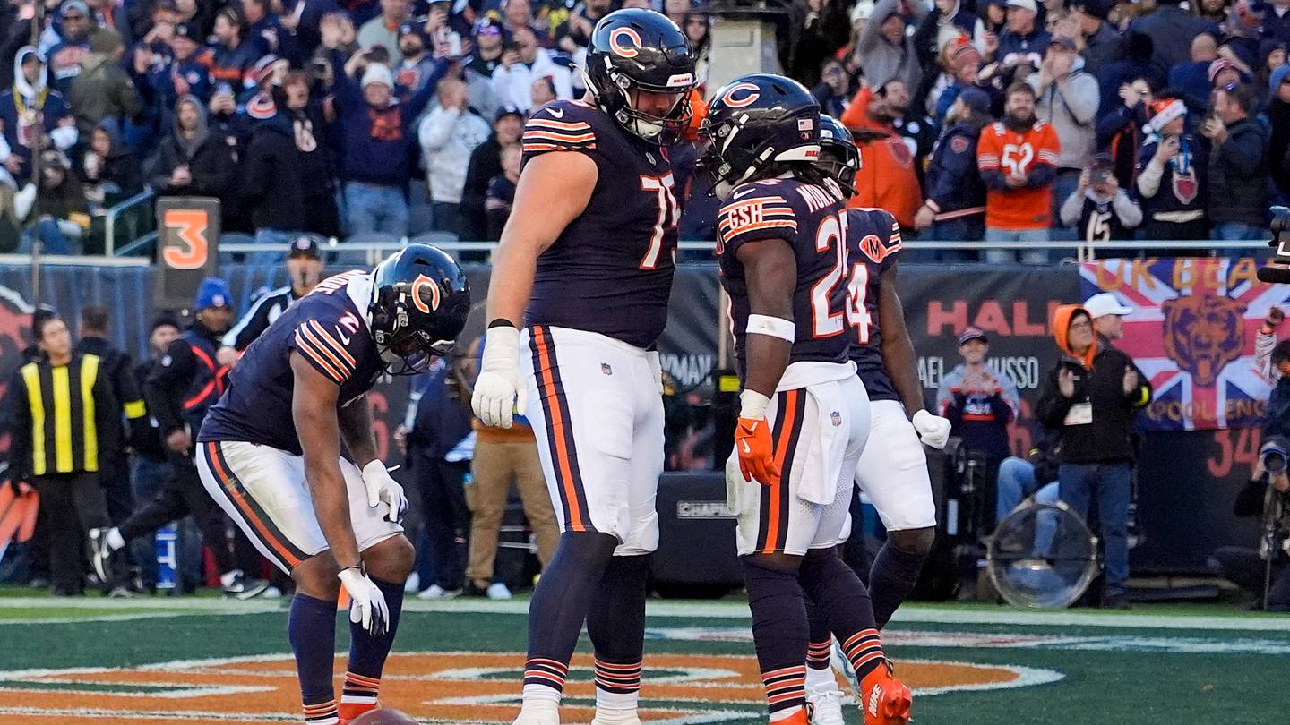 Statement Ozzy Trapilo and Luke Newman made for Bears offensive line