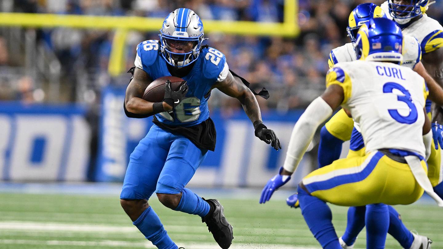 Could the Lions put two running backs on the field together more often?
