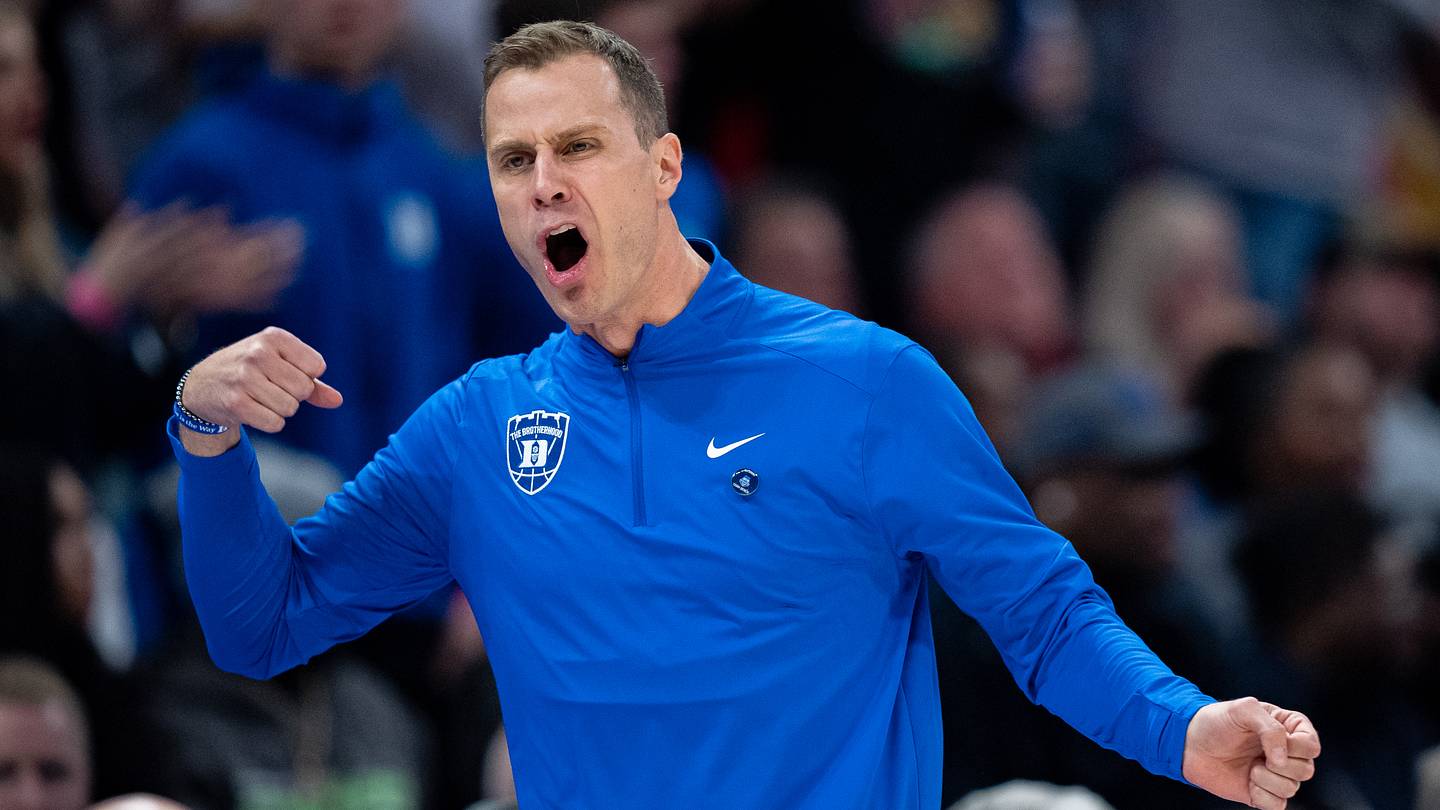 Duke's Jon Scheyer denies 'dodging' UConn's Dan Hurley after scheduling ...