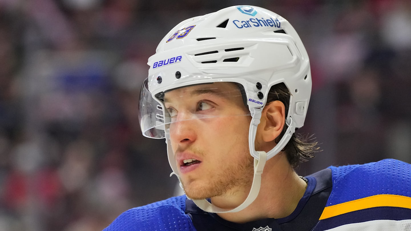 Jake Neighbours continues to grow in St. Louis