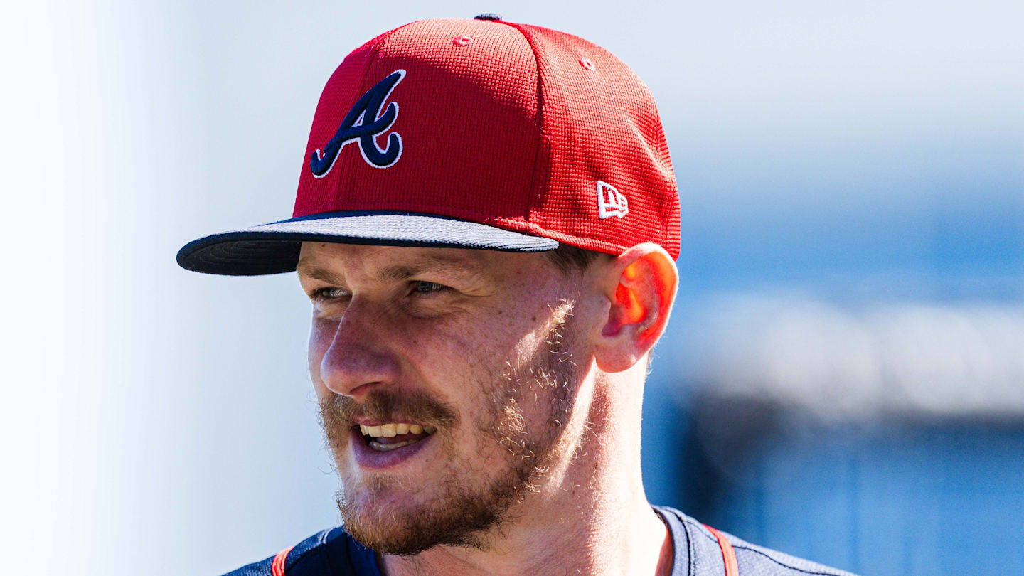 Braves get brutal injury news on Sean Murphy that could open door for ...